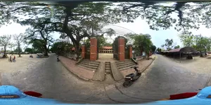 tour nhà luu niệm